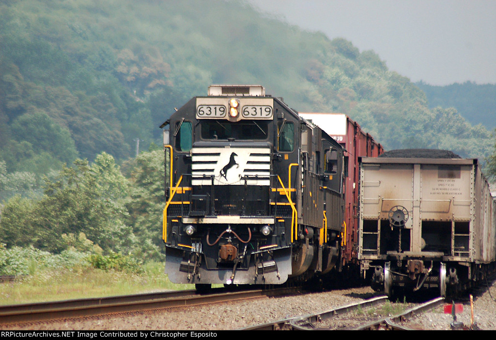 NS SD40E 6319 helper on 10N